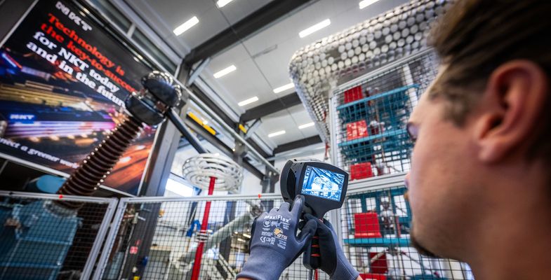 Customer references | NKT